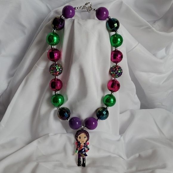 Jackie Sherwood | Accessories | New Descendants Mal Chunky Necklace | Poshmark